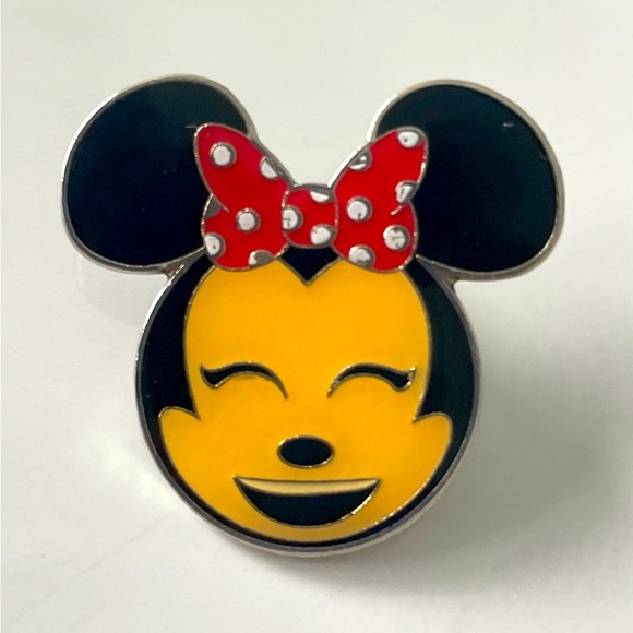 Disney | Accessories | Disney Minnie Mouse Emoji Blitz Trading Pin ...